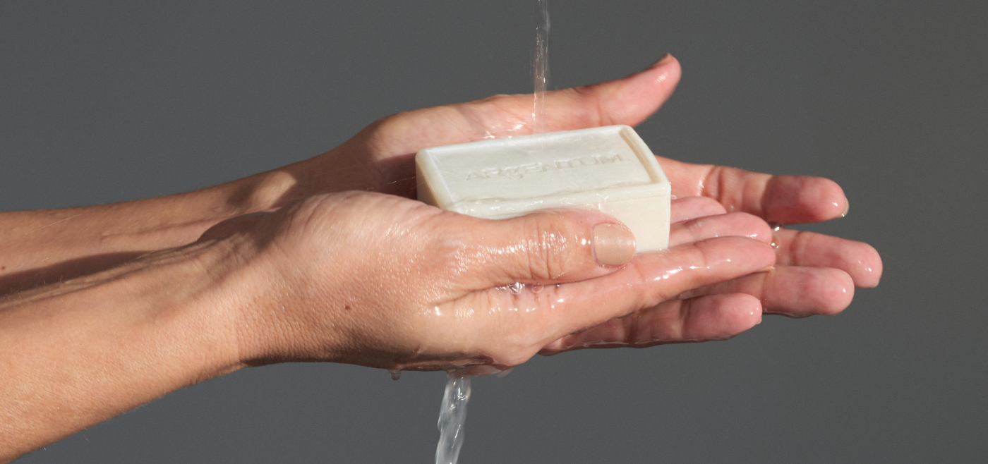 How to know if your cleanser is soap-free and why it should be – ARgENTUM
